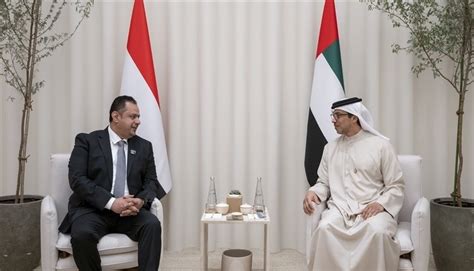 منصور بن زايد يلتقي رئيس الوزراء اليمني موقع 24