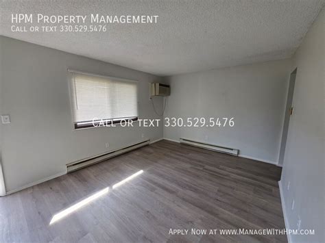 1017 Howe Ave Unit 5 Cuyahoga Falls Oh 44221 Room For Rent In