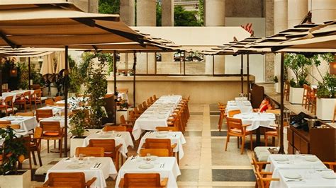 Nos Restaurants Trendy Pour Vos Soirées Chic Et Typiquement Parisiennes