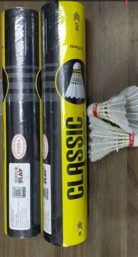 White Shuttle Cock Clasic Natural Feathered At ₹ 135box In Guwahati