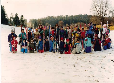 Photo De Classe Classe De Neige 1987 88 De 1988 Ecole Finkwiller