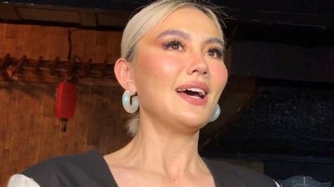 Fakta Lagu Bilang Saja Yang Bikin Agnez Mo Digugat Dan Wajib Bayar