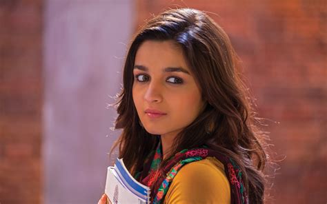 2 States Alia Bhatt And Arjun Kapoor Wallpaper