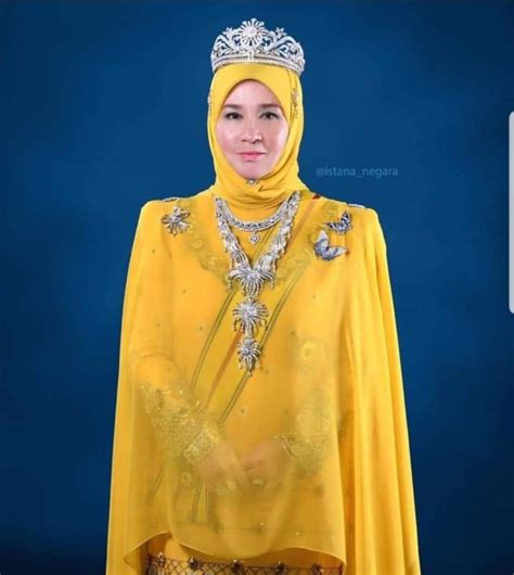 Tunku Azizah Permaisuri Negara Bukannya Untuk Dihina Cikgu Teo Wei Sing The Malaya Post