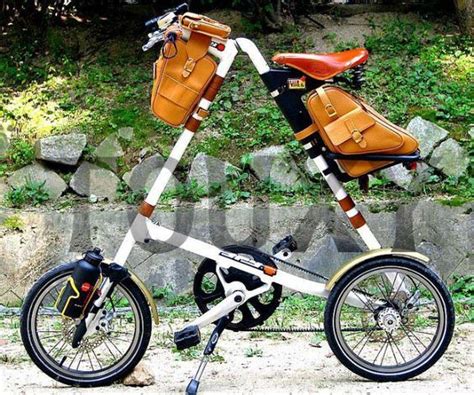 자전거 패션 아이템 스트라이다 전용가방 부착 사진 Strida Custom Bicycle Leather Bicycle