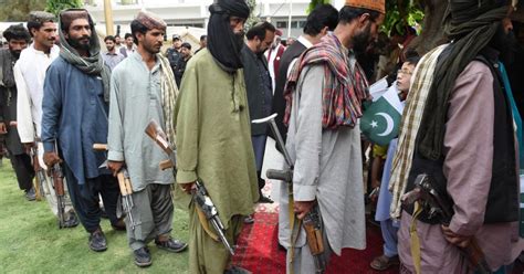 بلوچ عسکریت پسندوں سے مذاکرات کون کرے گا؟ Independent Urdu