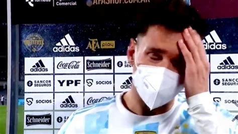 Foto Lionel Messi Menangis Usai Pecahkan Rekor Pele
