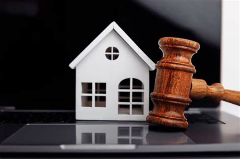 The Role Of A Property Lawyer In Commercial Digitals Time
