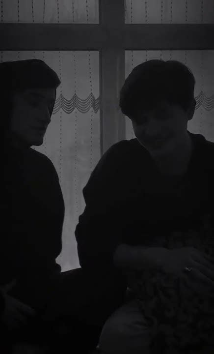 استوری غمگین با زمزمه آهنگ ایمان غلامی Youtube