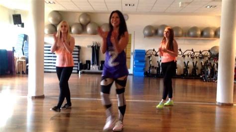 Natalie Mega Mix 56 Esta Noche Quiero Bailar Merengue Zumba Dance