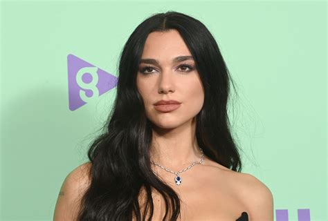 Dua Lipa Vuelve A Cataluña Su Ruta Gastro Y De Vinos