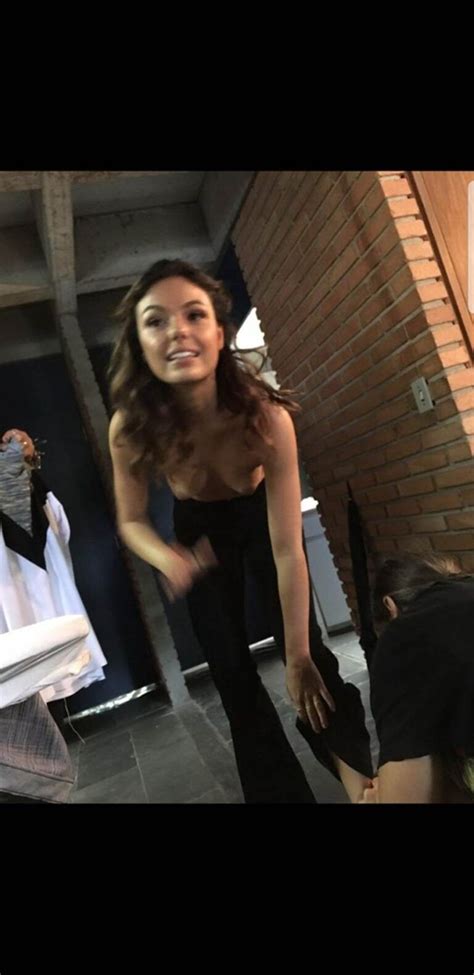 Nudes Isis Valverde Pelada Nua Caiu Na Net Famosas Nuas Quadrinhos