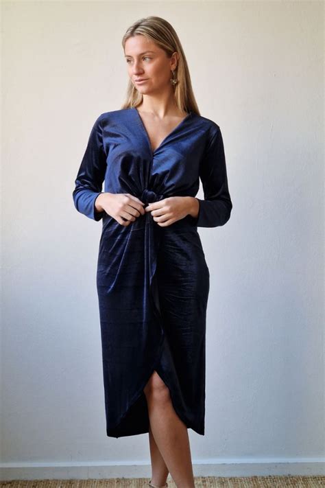 Vestido Midi De Terciopelo Azul Marino