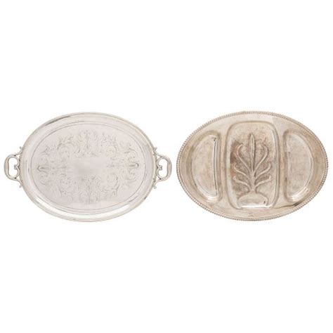 Lote De Dos Charolas Siglo Xx Elaboradas En Metal Plateado DiseÃƒÂ±o