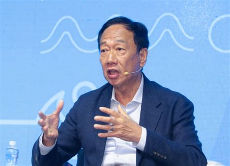 台媒：被爆私下讨论参选“b计划” 郭台铭称有人挑拨非绿阵营敌对 Xunbao