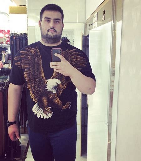 بیوگرافی و عکس های علی داودی وزنه بردار ایرانی