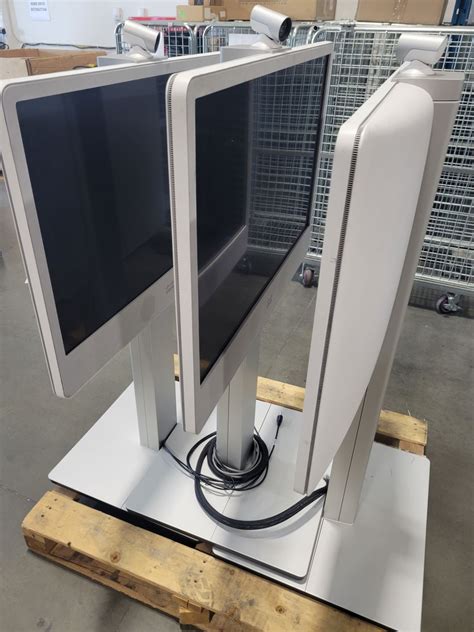 Cisco Telepresence Mx200 With Conference Camera With Stand Tv Monitor… Wes Valley