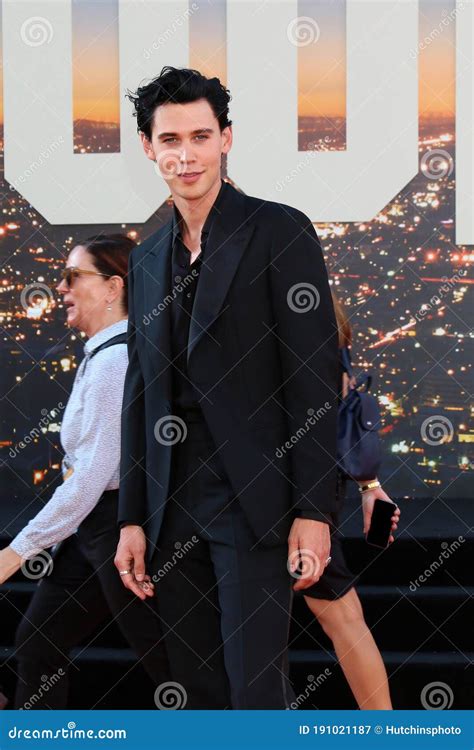 Once Upon A Time In Hollywod Premiere Editorial Photography Image Of