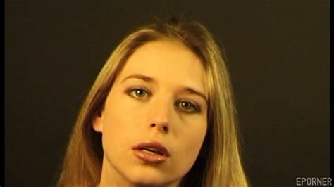 Sexy Blonde Shows Body Eporner
