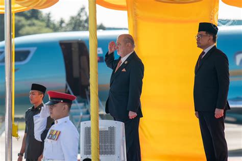 Agong Berangkat Ke China Sempena Lawatan Negara WilayahKu