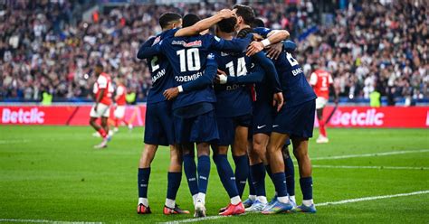 Le Psg Déroule Face à Reims Et Sadjuge La Coupe 3 0