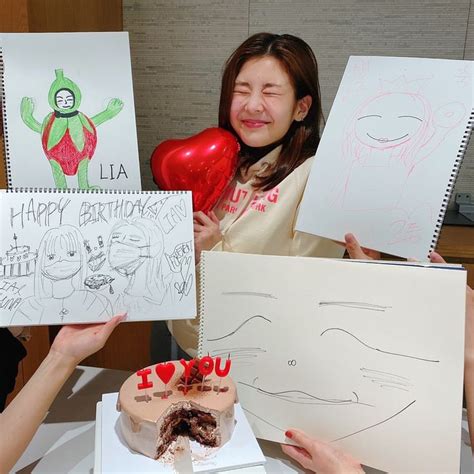 Itzy Pics On X Birthday Posts Itzy Late Birthday