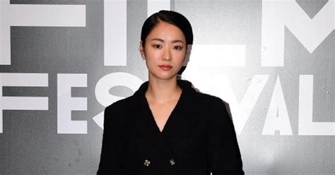 Ten 포토 전여빈 블랙 스완