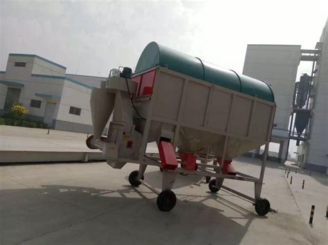河北荣祥输送机械制造有限公司 智能扦样机粮食钢板仓自动出仓机