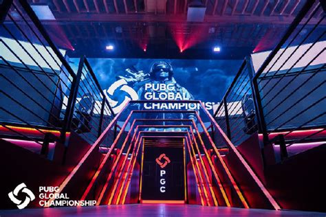 绝地求生：pgc全球总决赛，4am独狼永远上演1v3吃鸡 99科技网