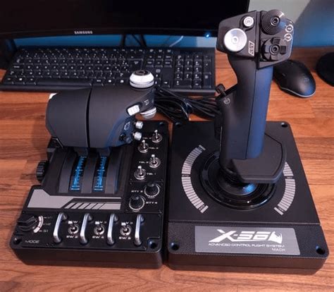 Logitech X56 Le Joystick Ultime Pour Les Simulations Aériennes