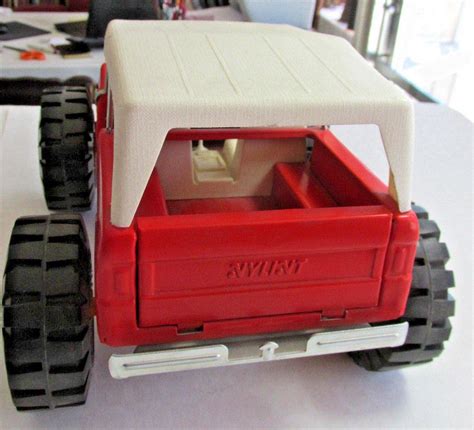 1960s Nylint Bobcat Jeep Pressed Steel Toy Vehicle 11 Inches Steel