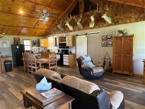 Guest Cabin Cross T Ranch Texas Llc