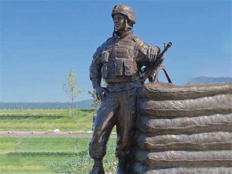 Custom Bronze Military Memorial Fallen Soldier With Gun Statues