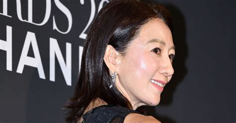 김희애 화려한 미소 사진