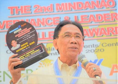 Mayor Max B Seno Gipasidunggan Sa 2nd Mindanao Governance And Leadership Excellence Award