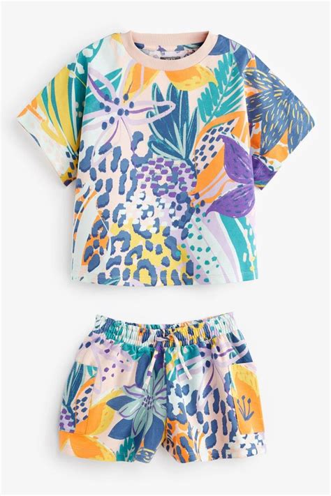 Pin By Elli Vrandes On Ss23 Girls Clothes T Shirt And Shorts Girl