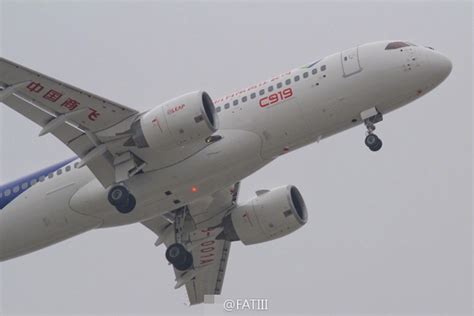国产大飞机C919首飞高清图 手机凤凰网