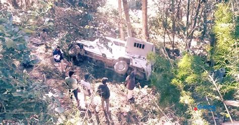 रास्कोटमा बोलेरो जीप दुर्घटना चालक घाइते Himalaya Times