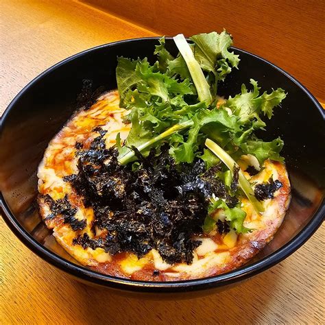 더쿠 밑에 한솥 핫치즈닭갈비덮밥 맵찔이인 덬들 절대 먹지마