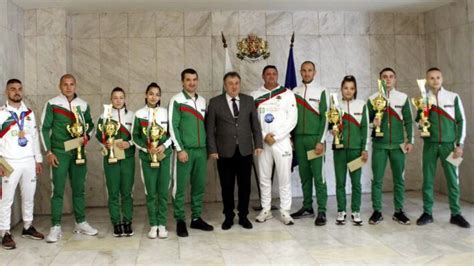 Кметът на Шумен награди заслужили ММА бойци и кикбоксьори