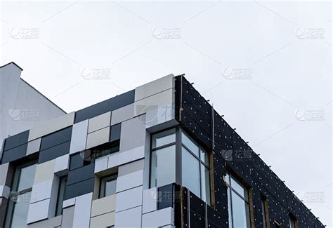 采用现代技术进行建筑立面改造