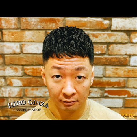 濡れパン×クロップ×スキンフェード｜ヘアカタログ｜高級理容室 床屋 ヒロ銀座ヘアーサロン
