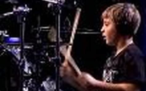 Metsatöllu Atso Poeg Simo Sattus Maailma Heviuudistesse Raadio 2 Err