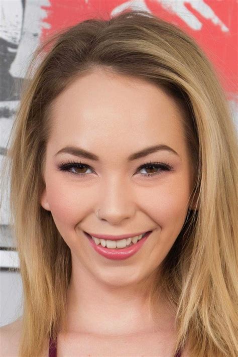 Angel Smalls Profile Images The Movie Database Tmdb