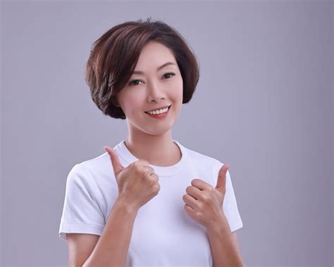 讓孩子健康學習 黃琤婷籲教育處逐年汰換成「調整式課桌椅」 蕃新聞