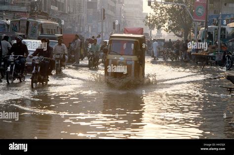 Karachi Pakistan Stagnant Sewerage Water Creating Problems For