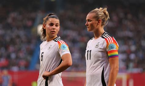 Alexandra Popp Verabschiedet Sich Vom Dfb Team