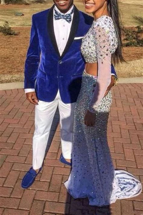 Best Men Suits In Royal Blue Velvet Black Shawl Lapel Prom Suit For