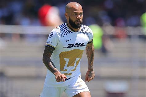 Dani Alves fue detenido por caso de presunta agresión sexual en
