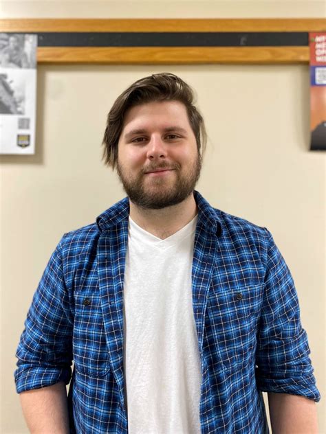 Faculty Discovers Gaming As A Storytelling Medium Profiles